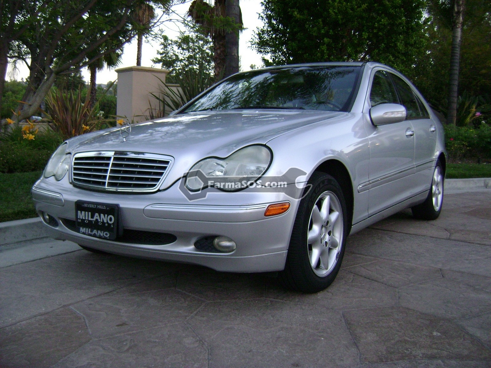 دفترچه راهنمای مرسدس بنز کلاس C مدل 2001 - امداد خودرو بنز 02188926772